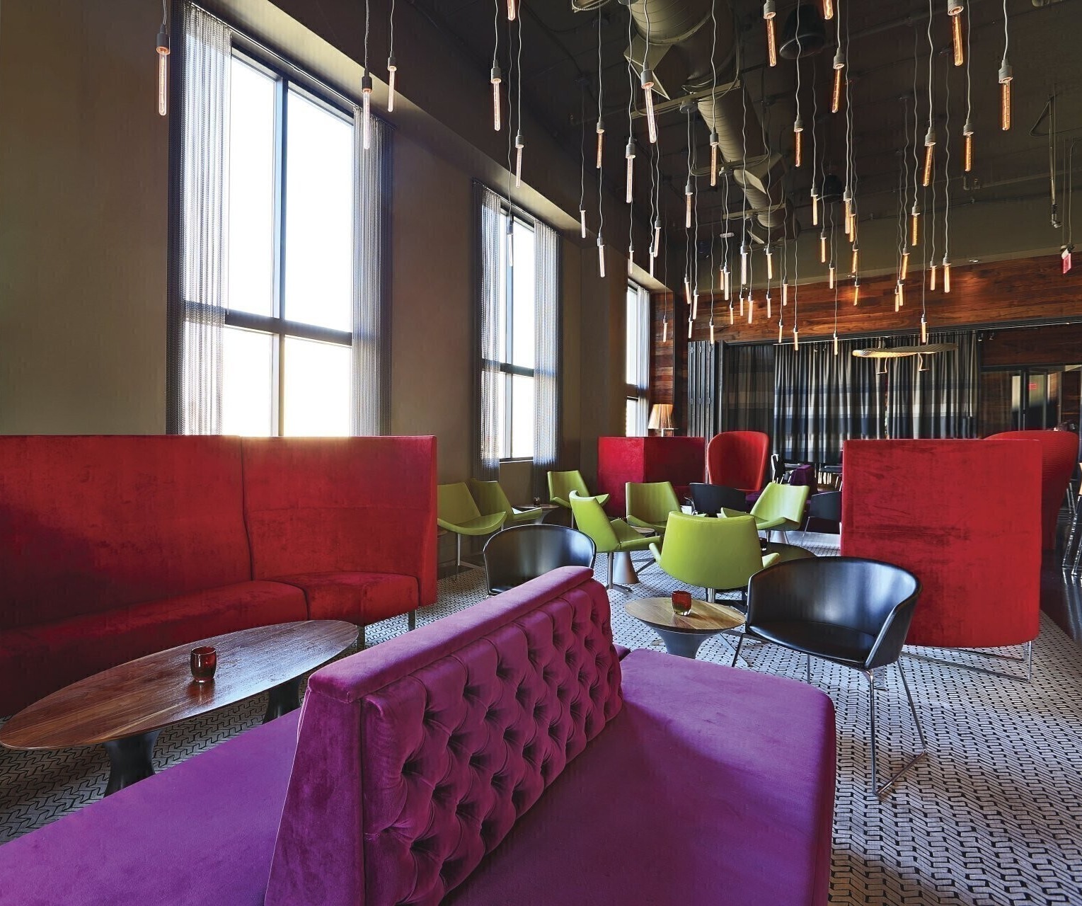 8UP Elevated Drinkery and Kitchen